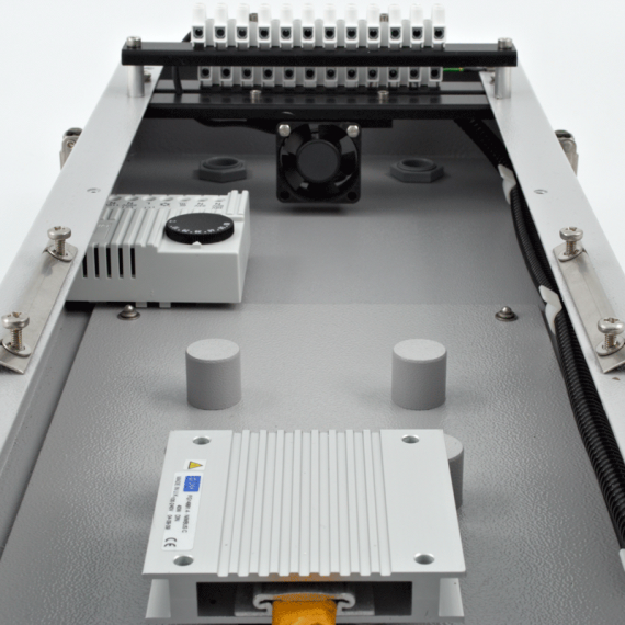 Outdoor camera housing with wiper - Outdoor housing pro series